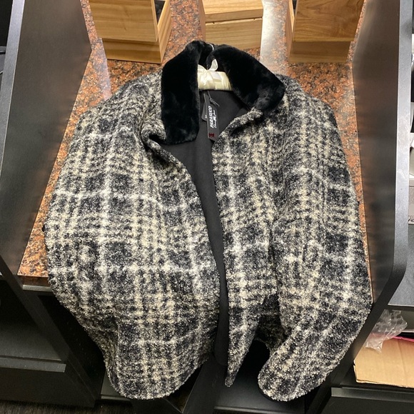 Parasuco | Jackets & Coats | Parasitic Faux Fur Coat Small | Poshmark